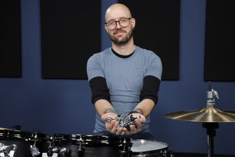 How To Tune Drums (With Video/Photos) - Drumeo Beat