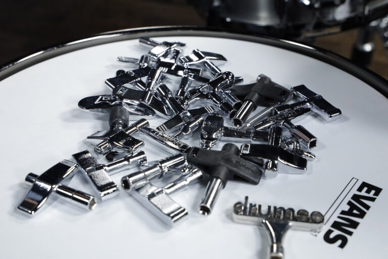 How To Tune Drums (With Video/Photos) - Drumeo Beat